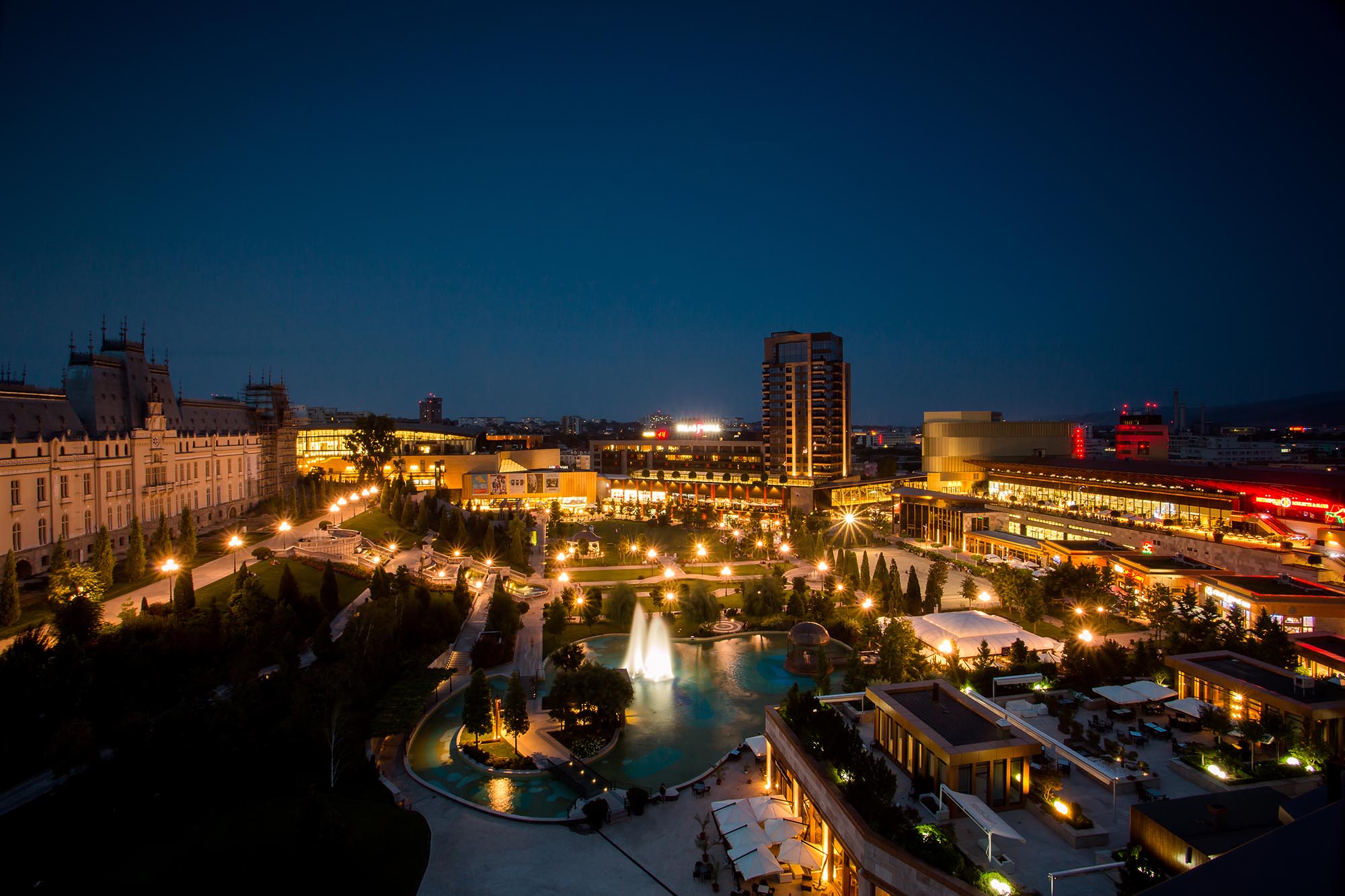 Palas Mall - Despre noi